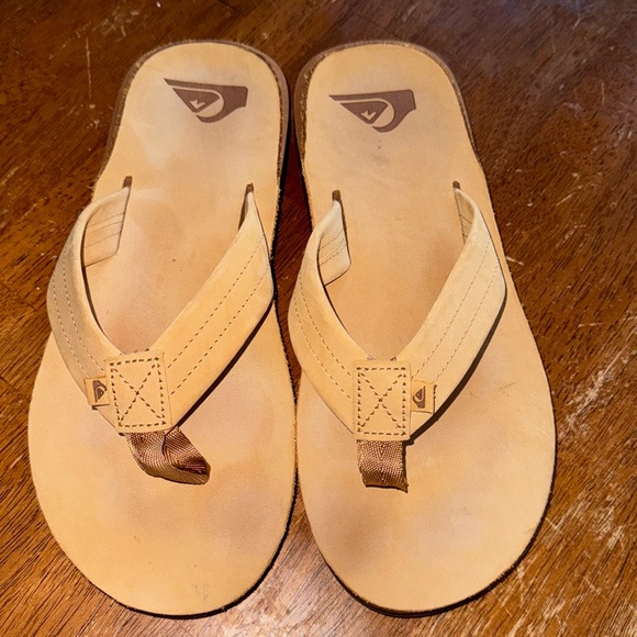Quiksilver | Shoes | New Mens Quicksilver Flip Flops Sz 7 | Poshmark